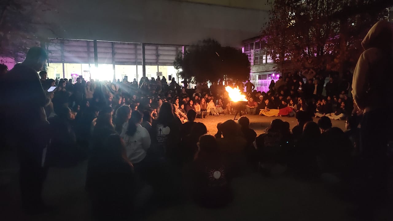 Fiesta de Pentecostés en Jesús Sacramentado con jóvenes - En Camino